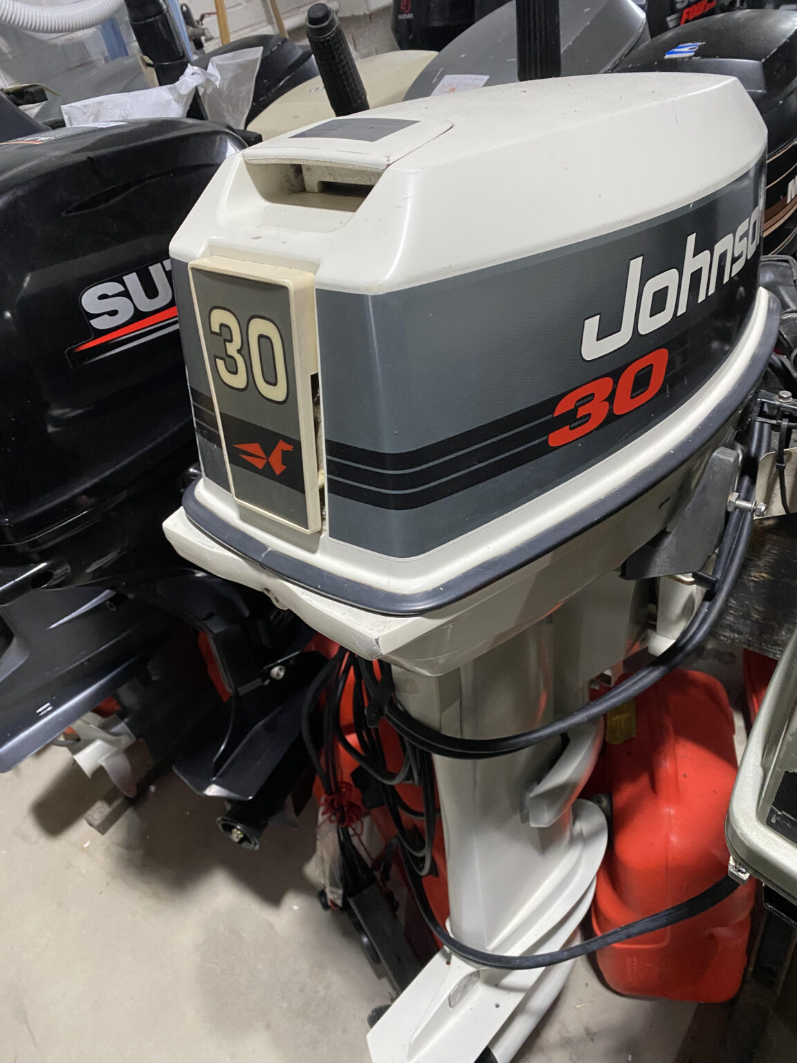 Johnson 30 HK | Limbo Baade I/S